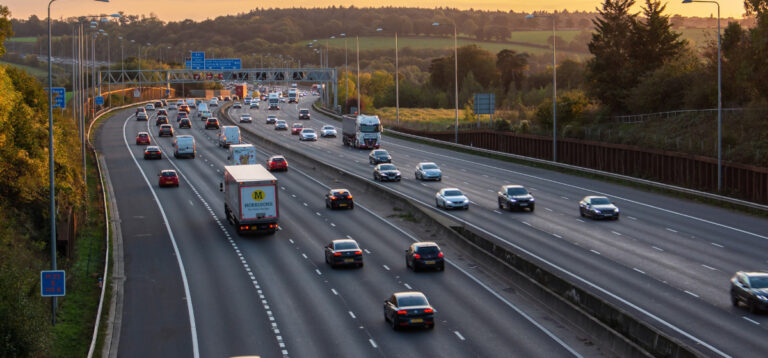 Joining the motorway | Tips & Video Guide From Veygo