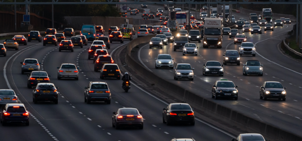 Mastering the Motorway: Essential Tips and Rules for Safe Driving | Veygo